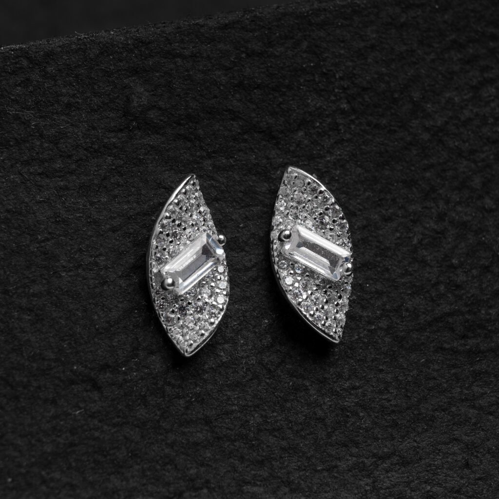 Pure Silver Buggette Leaf Studs earrig - Sp Silver Jewellery